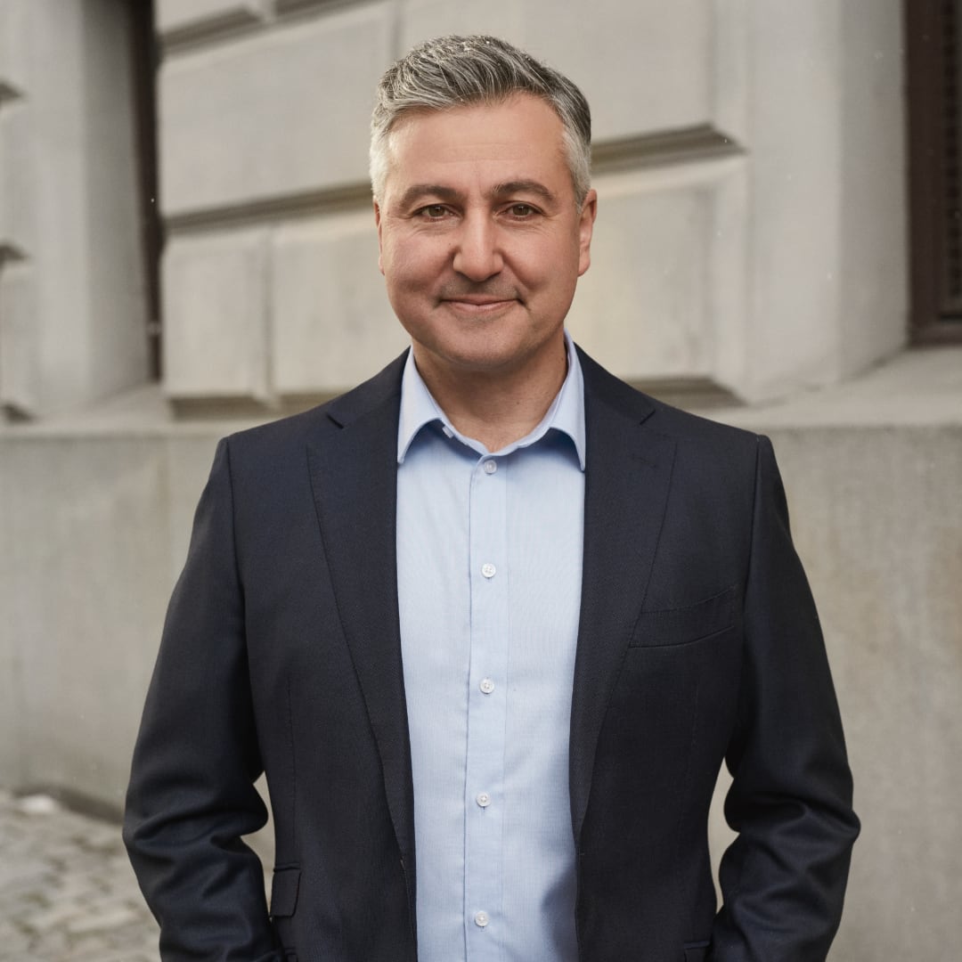 Absolut’s Biggest Campaign “The World of Absolut Cocktails. Born to Mix ...